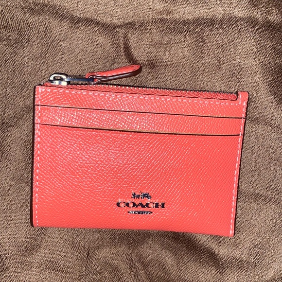 Coach | Accessories | Coach Card Case In Crossgrain Leather | Poshmark